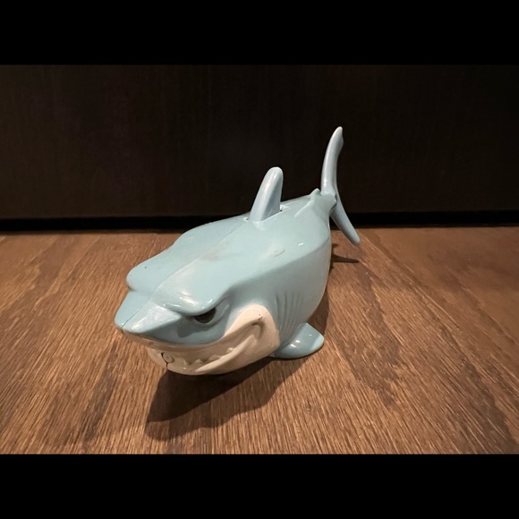 McDonald's | Toys | Disney Finding Nemo Bruce Mcdonalds Action Figure ...
